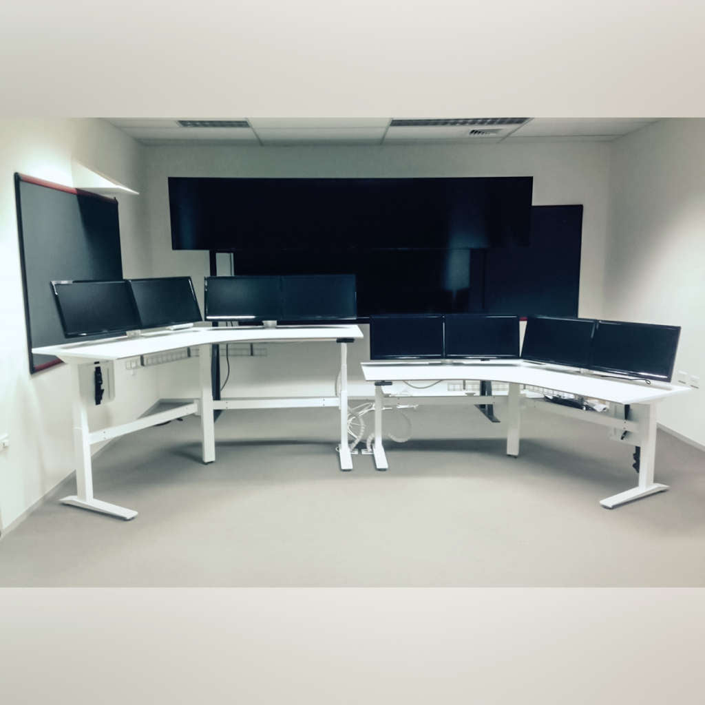 Delta Control Room Workstation - Control Desk - Control Room Console ...
